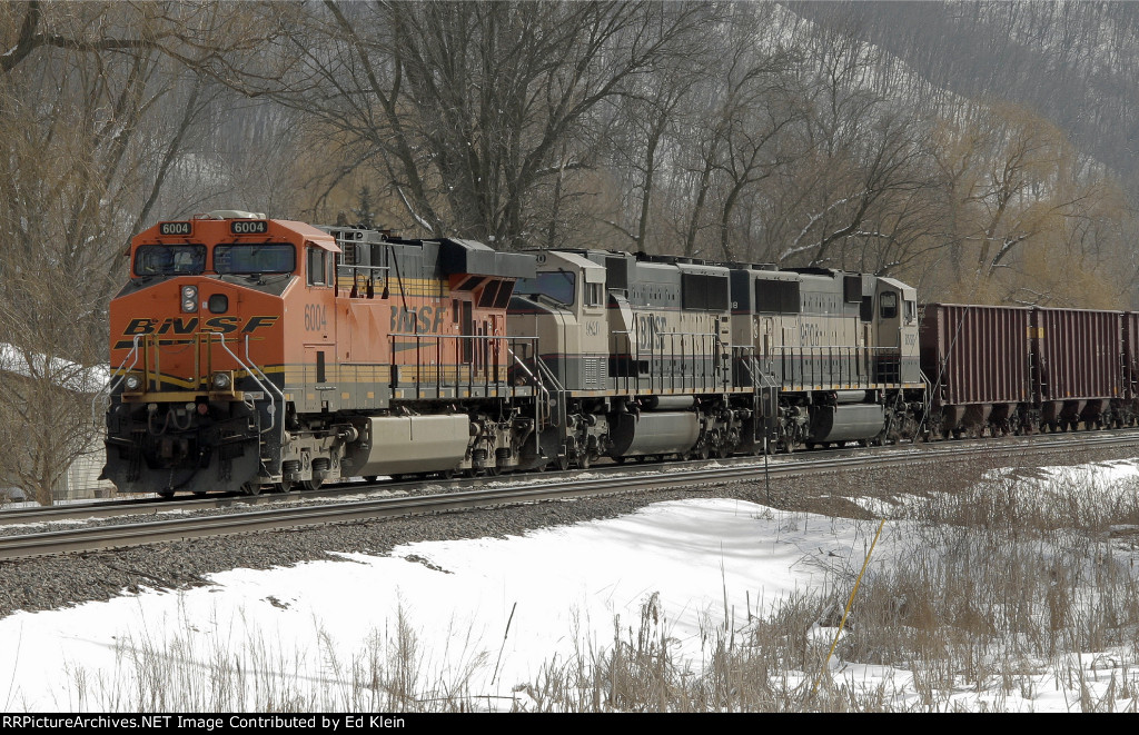 BNSF 6004